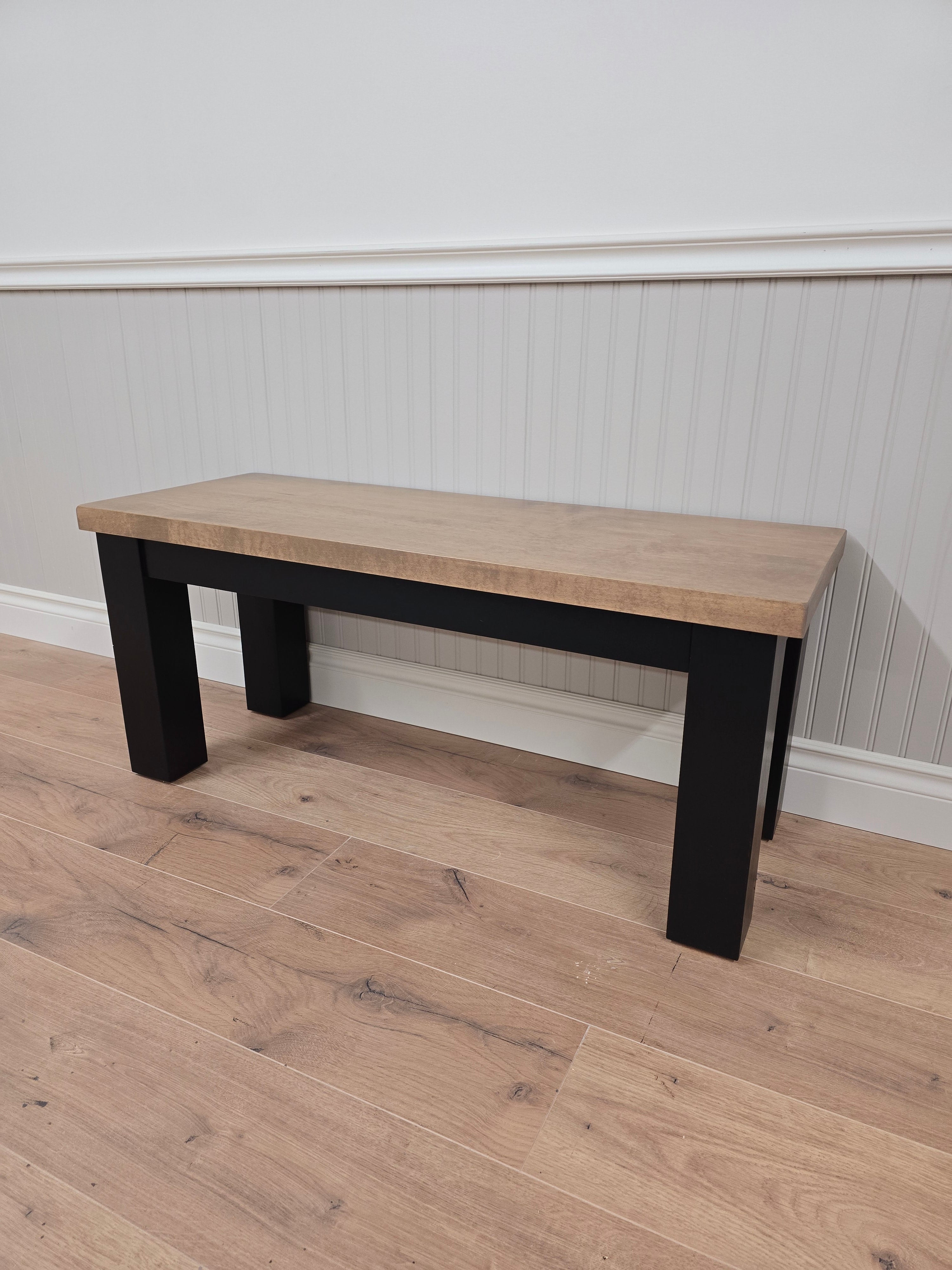 Hudson Bench – The wooden board